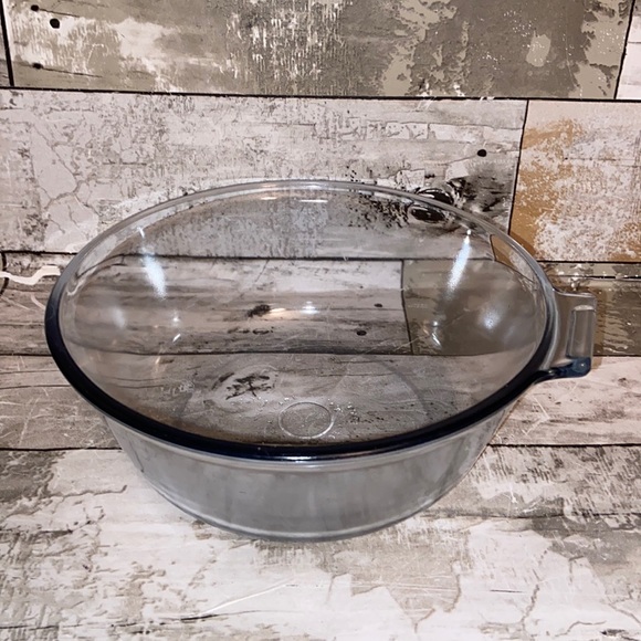 Pyrex | Kitchen | Vintage Pyrex Flameware Casserole Dish Jp 833b Light ...